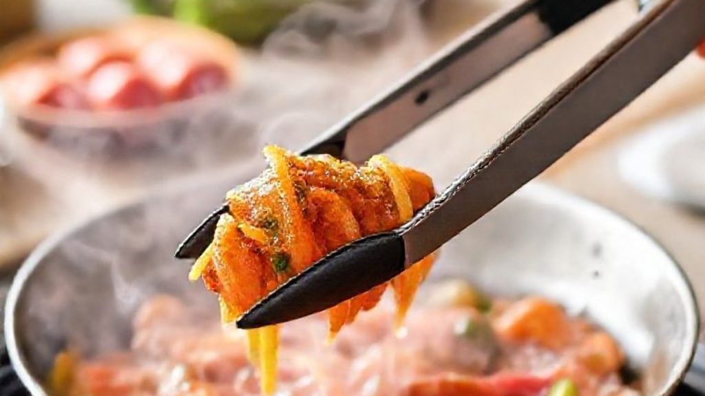 Best Tongs for Cooking: Our Top Picks & Reviews - Smart Cooks